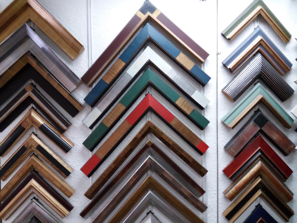 Photos De Réalisations D'Encadrements Sur-Mesure Rennes Galerie D'Antrain